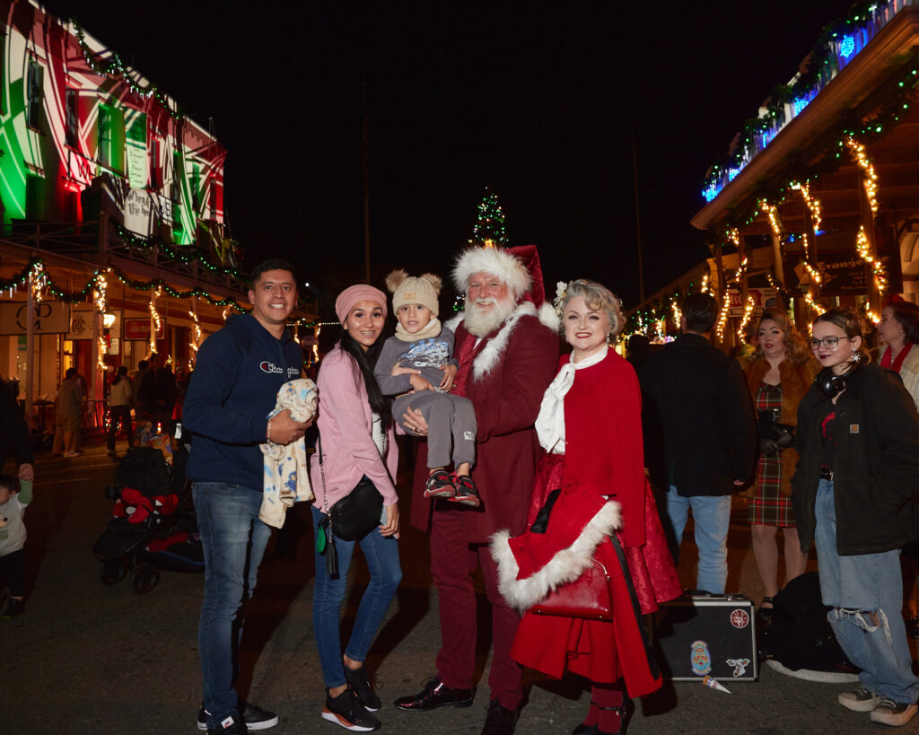 Theatre of Lights and Holiday Tree Lighting: Sacramento’s Must-See ...